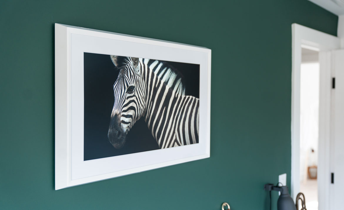 The Smart Art Frame That Brings Art from World’s Top Museums into Your ...